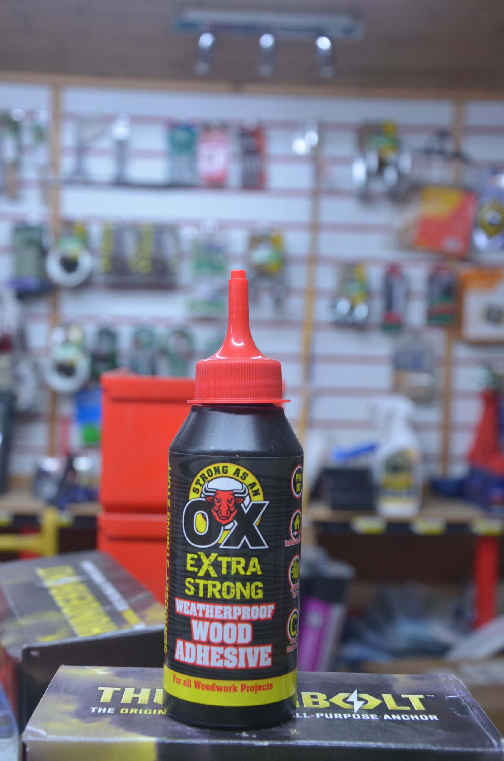 Strong as an Ox Extra Strong PVA D3 Wood Adhesive - 500ml - Daws Heath ...