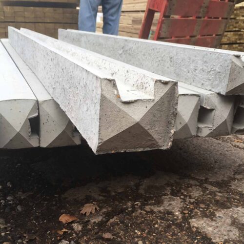 End Concrete Posts Archives - Daws Heath Timber Ltd